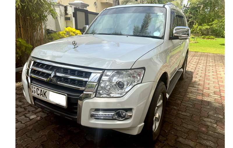 Mitsubishi Montero 2015 | Hitad.lk