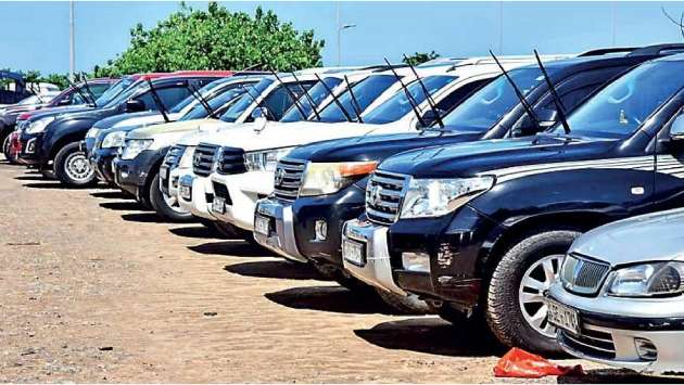 Army using 73 government vehicles without formal approval - Breaking ...