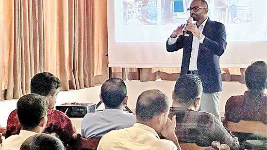 DFCC Leasing achieves 52.6% portfolio growth in first 8 months ...