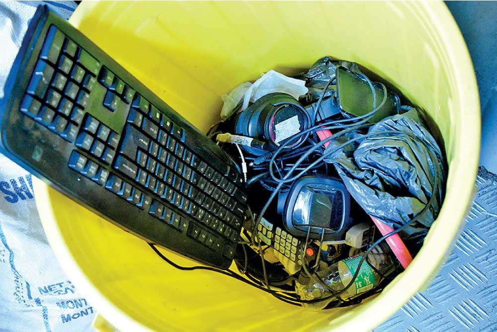 Tech Trash Tackling Sri Lanka S Growing E Waste Crisis News Features