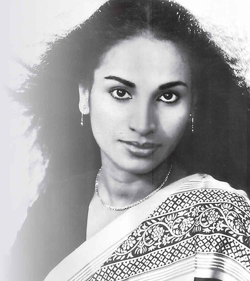 Swarna Mallawaarachchi Gothic art and the virtue of being skinny - News ...
