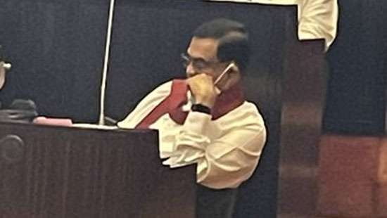 Basil Rajapaksa finally attends Parliament - Breaking News | Daily Mirror