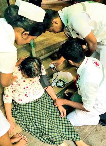 Sacred Exposition of the Tooth Relic A Historic Event for Sri Lankan Devotees - News Features ...