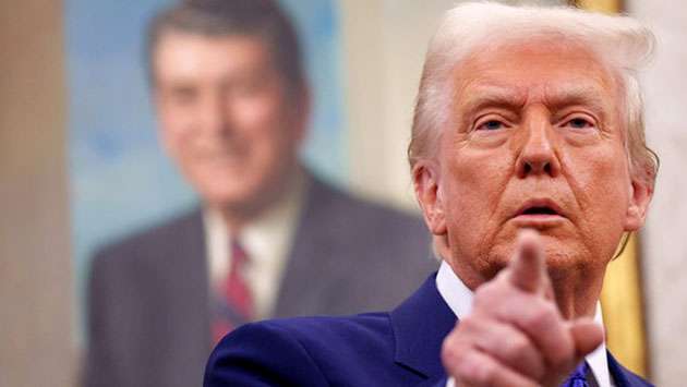 Trump makes English official language of US - Breaking News | Daily Mirror