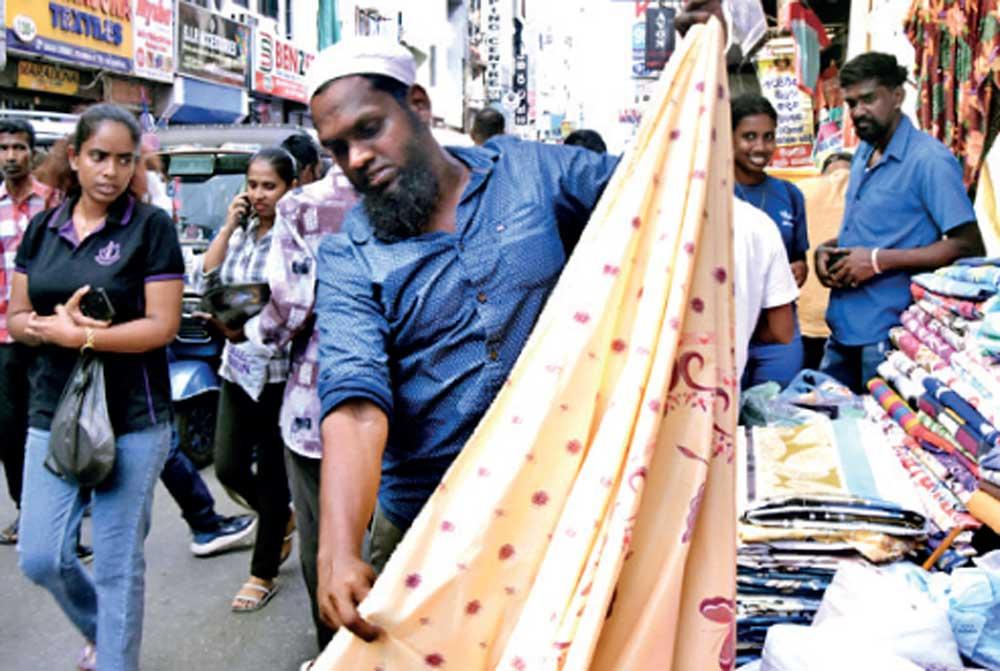 Voice of the People Mixed sentiments by shoppers ahead of Avurudu ...