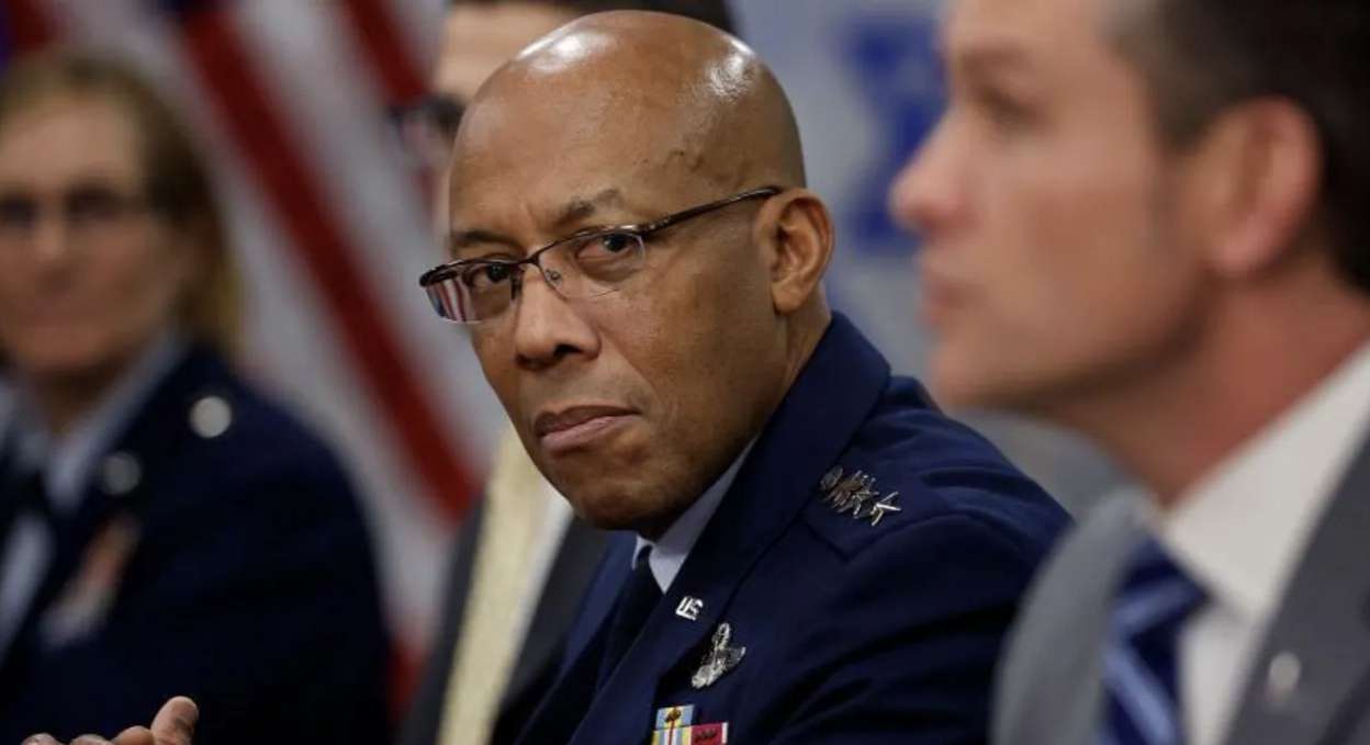 Trump fires top US general CQ Brown in shake-up at Pentagon - Breaking ...