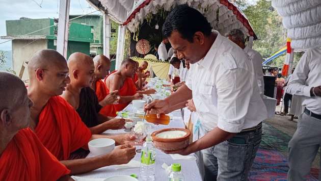 Alms giving held in memory of Ella bus accident victims - Breaking News ...