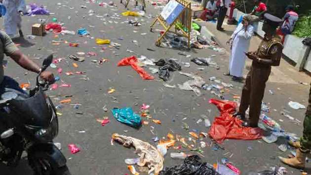 PHIs working hard to keep Kandy clean - Breaking News | Daily Mirror