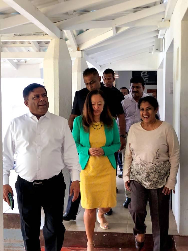 Julie Chung visits Sirikotha - Caption Story | Daily Mirror