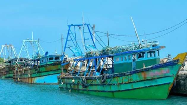 Four Indian fishing boats with 35 fishermen seized - Breaking News ...