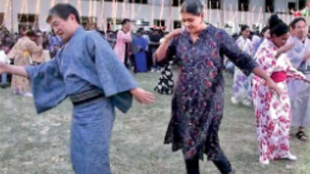 Colombo Mayor’s dance act goes viral - Breaking News | Daily Mirror