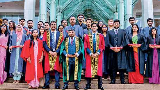 AIB completes 5th graduation ceremony - Business News | Daily Mirror