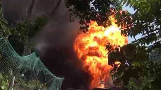 Massive fire destroys thinner factory in Avissawella - Breaking News ...