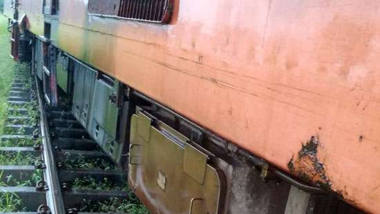 Train services on main line from Colombo limited to Polgahawela ...