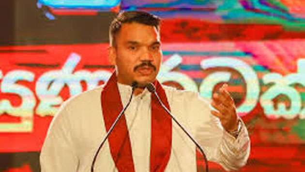 Teachers and youth betrayed after election promises: Namal - Breaking ...