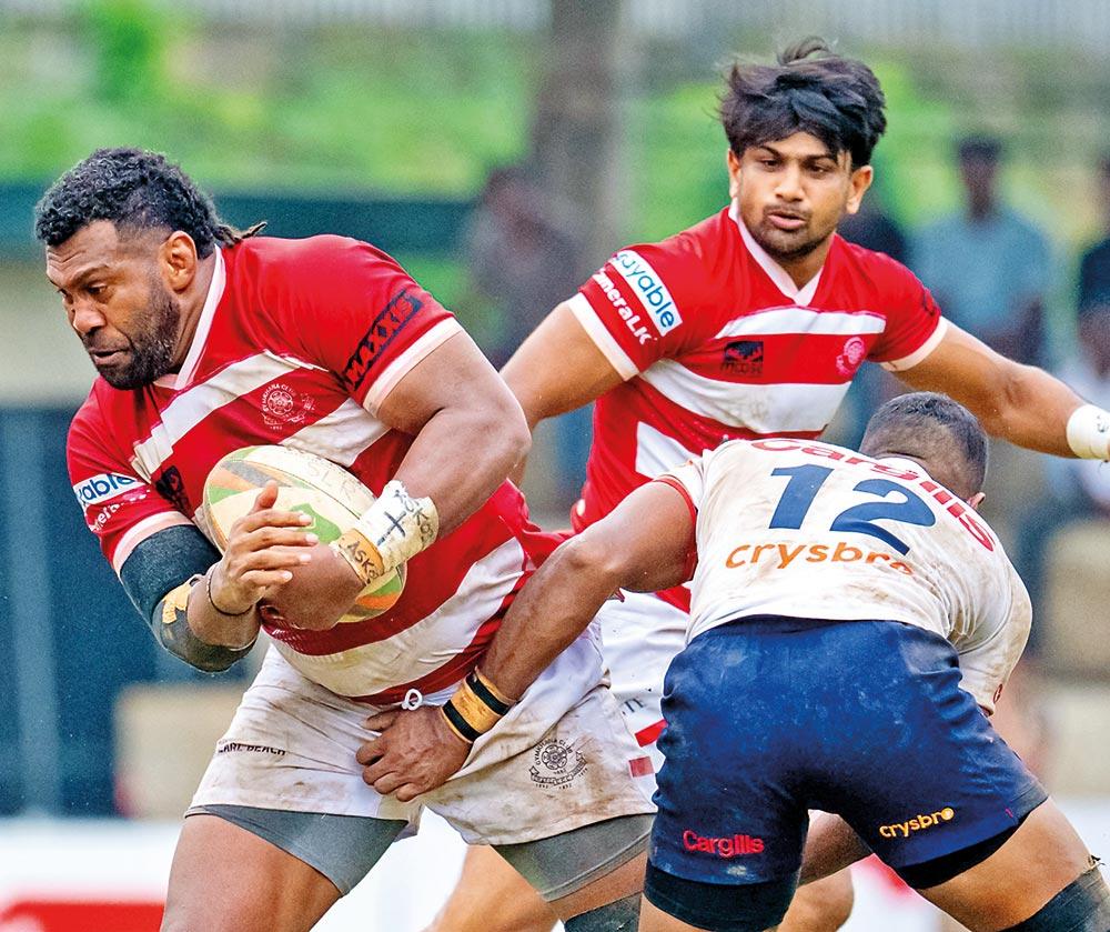 Clash of the titans - Sports | Daily Mirror