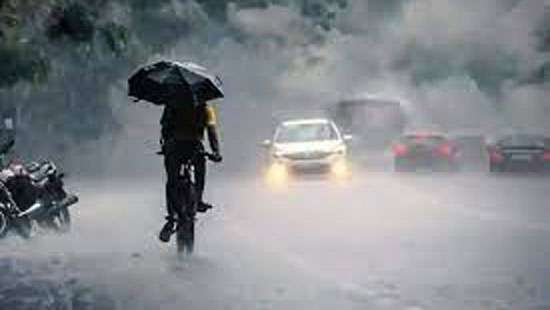 Over 100mm rain expected a bit early today - Breaking News | Daily Mirror