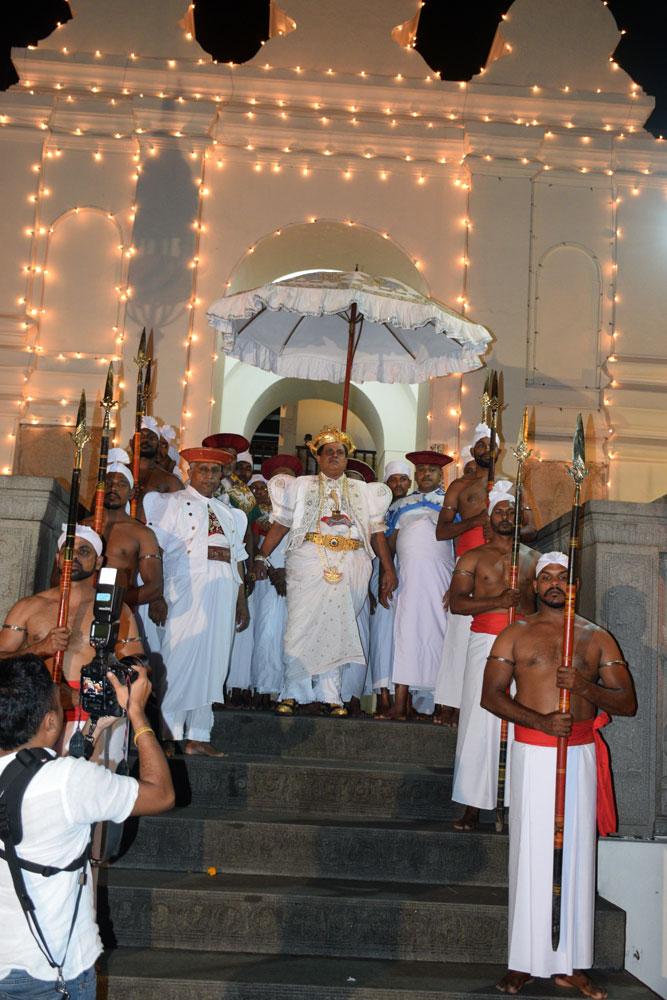 First Kumbal Perahera - Caption Story | Daily Mirror