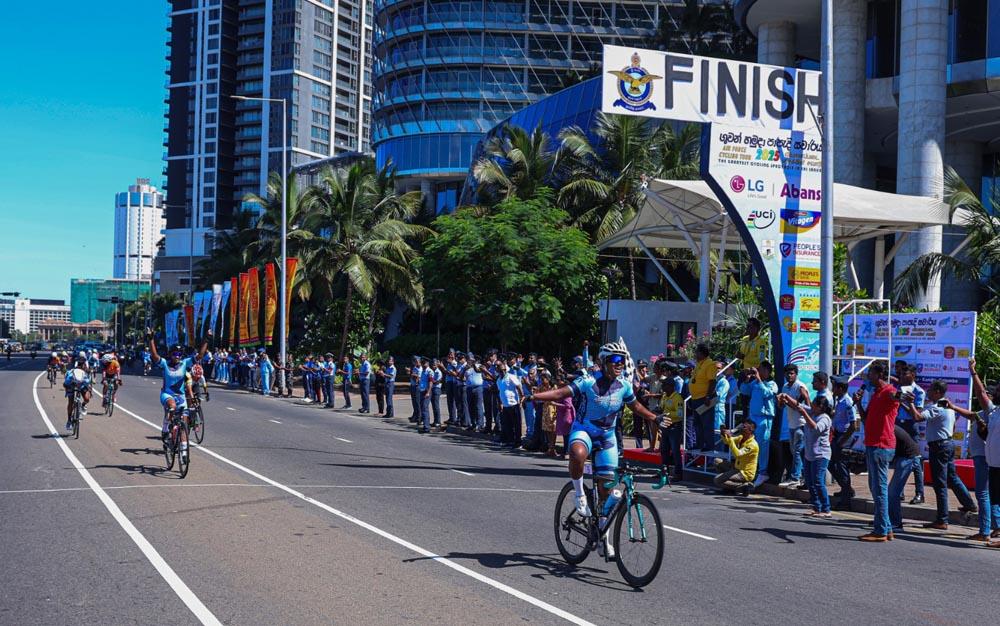 Guwan Hamuda Papadi Sawariya 2025 - Caption Story | Daily Mirror