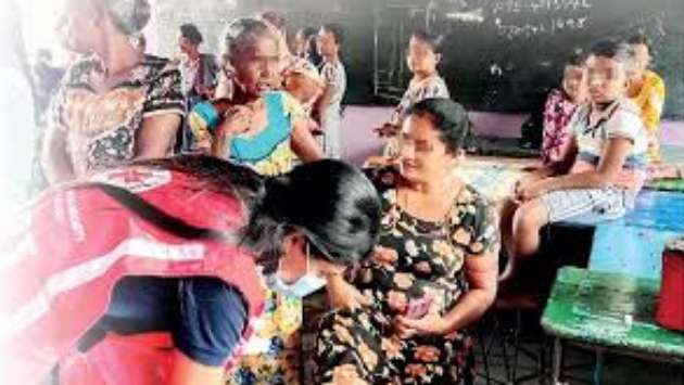 Over 177,000 still live with relatives after Ditwah - Breaking News ...