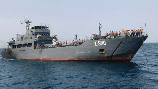 SLNS Shakthi to arrive from Chennai carrying 35 tonnes of oxygen ...