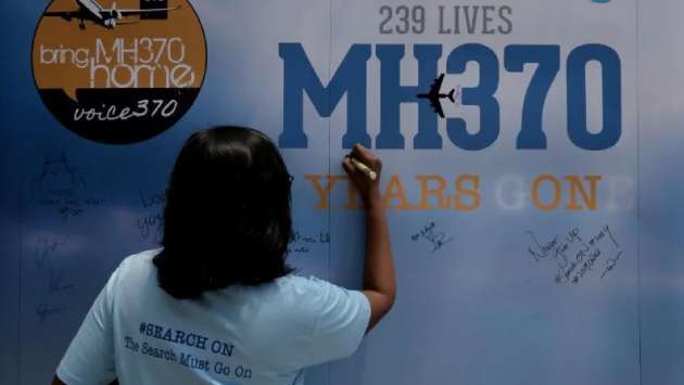 Search for long-missing Malaysia Airlines flight MH370 to resume ...