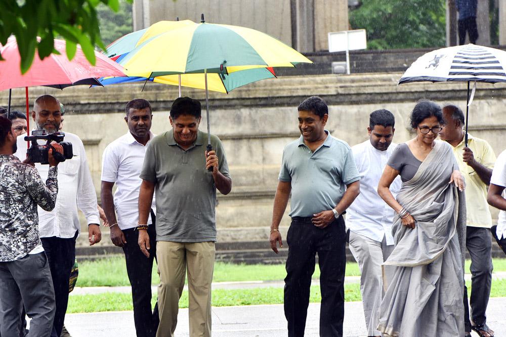 Tree naming ceremony held in Colombo - Caption Story | Daily Mirror