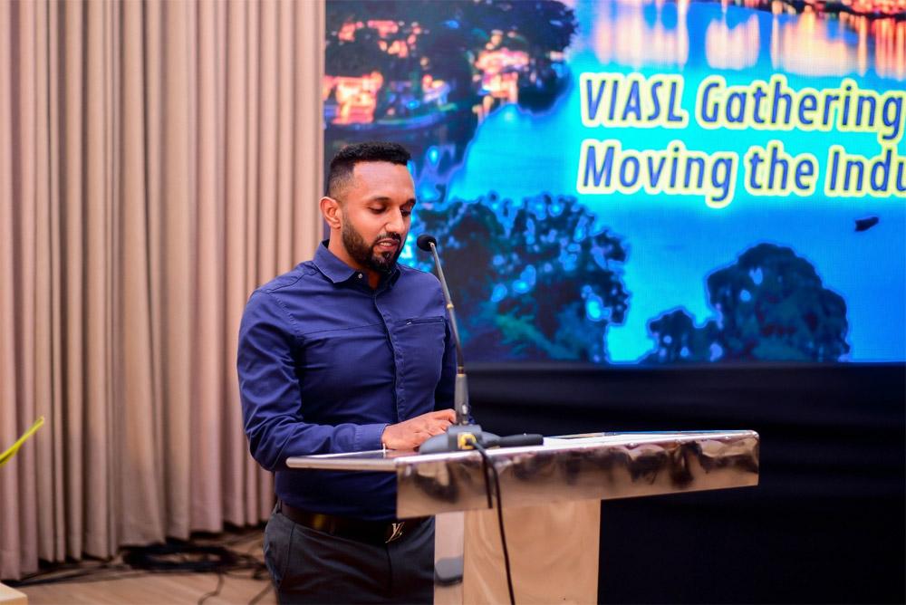 Vehicle importers meet in Kandy - Caption Story | Daily Mirror