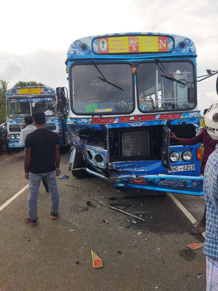 Four killed in head-on collision in Mullaitivu - Breaking News | Daily ...