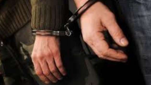 Cigarette haul: Two arrested in Colombo - Breaking News | Daily Mirror