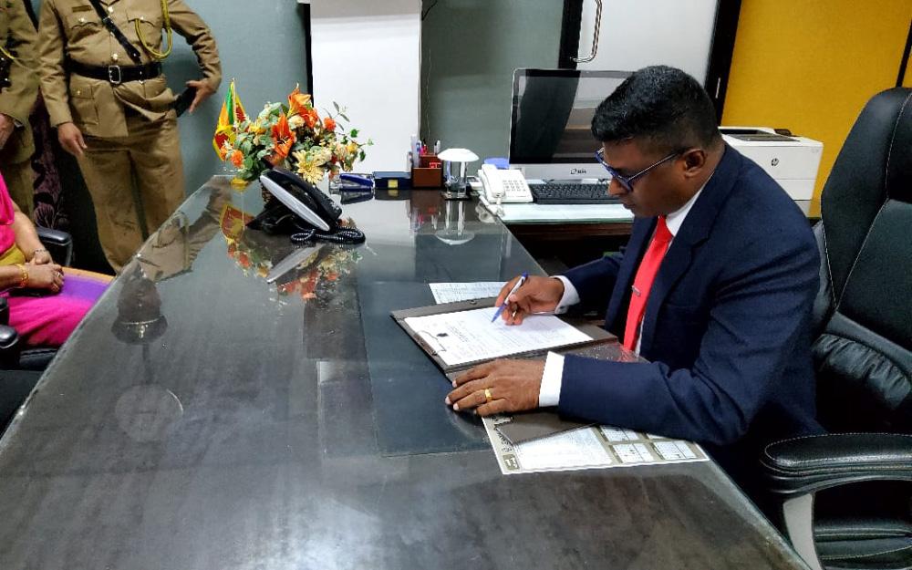 New Excise Commissioner General assumes duties - Breaking News | Daily ...