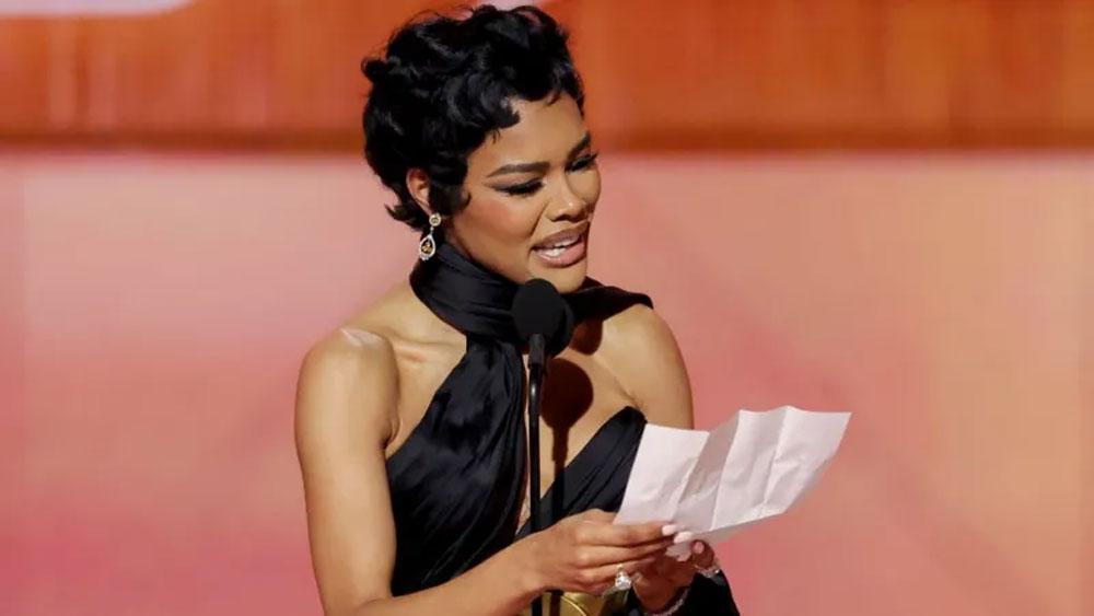 Chalamet beats DiCaprio to Golden Globes glory - Breaking News | Daily ...