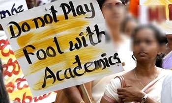 Authorities had not made any attempt to resolve Uni. non-academic ...